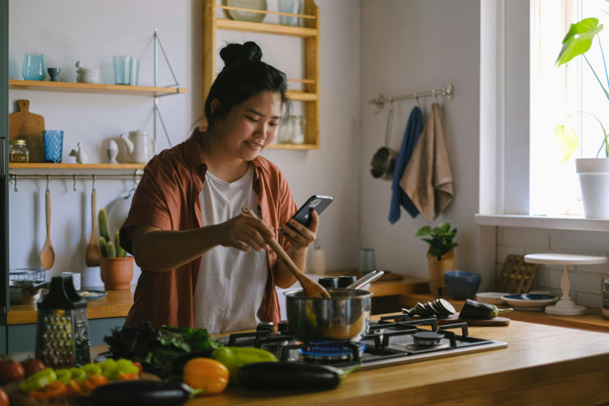 Creative Ways To Shoot Cooking Videos Without A Tripod