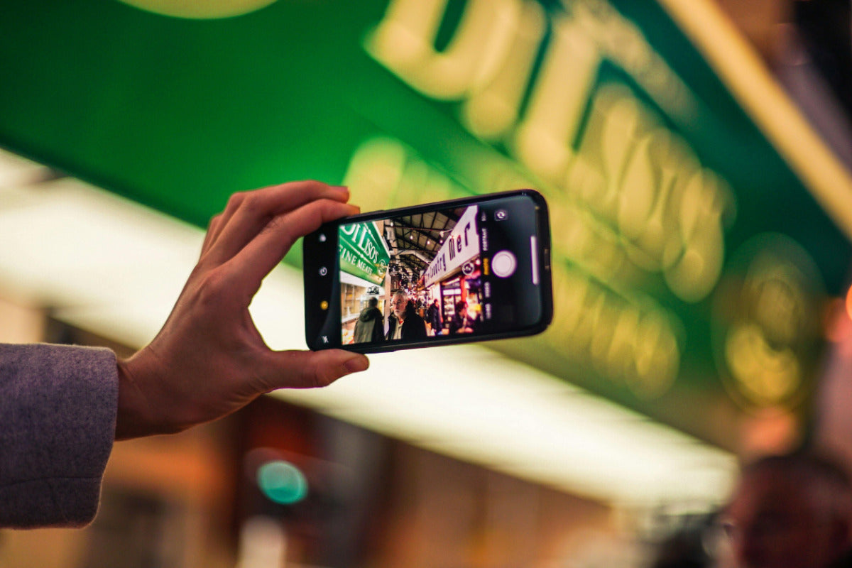 How To Choose Your Phone: A Guide For Photographers & Tech Lovers (202 ...