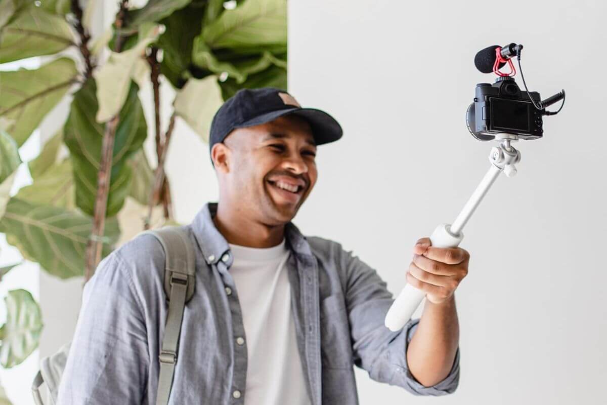 A Beginner's Guide to Camera Shots – Techniques, Mechanisms, & More ...